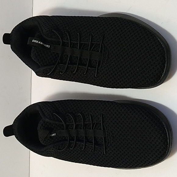 Dream Pairs | Shoes | Dream Pairs Size 1 Black Walking Shoes | Poshmark